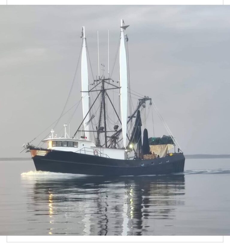 Steel Shrimp Trawlers – East Coast Marine Ship Brokers